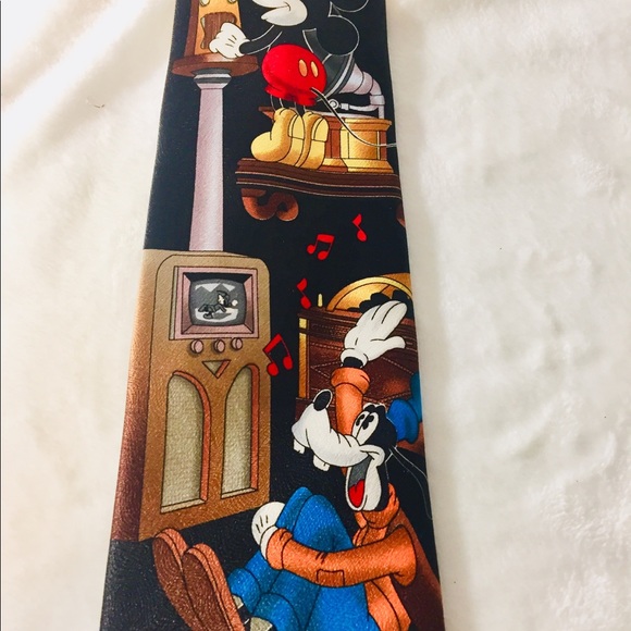 Mickey Unlimited | Accessories | Vintage Collectible Mickey Mouse And ...